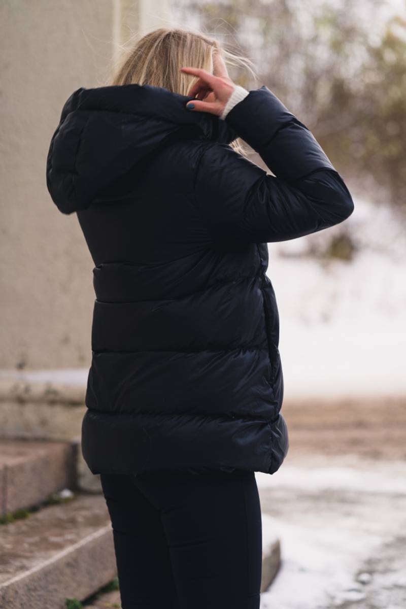 Pippi Down Jacket Black - Vakre Vene